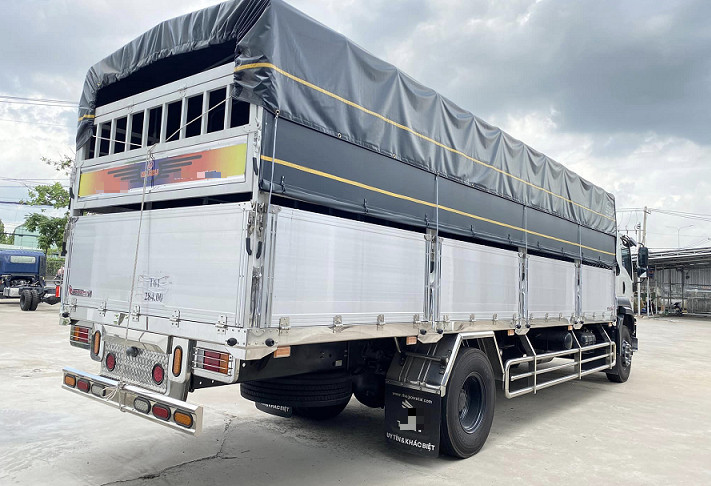 Giá xe Isuzu FVR 900| Giá lăn bánh xe Isuzu FVR 900| Giá Isuzu FVR 900